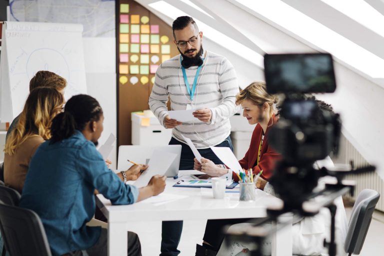 A Short Guide to Colour Schemes for Financial Branding